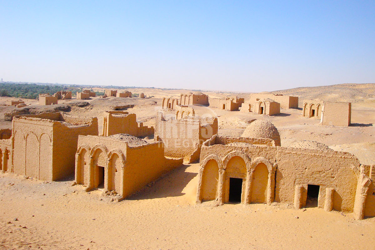 Kharga Oasis History - Kharga Attractions & Things to Do - Kharga Facts