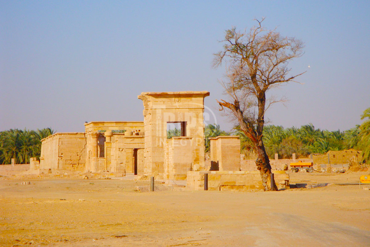 Kharga Oasis History - Kharga Attractions & Things to Do - Kharga Facts
